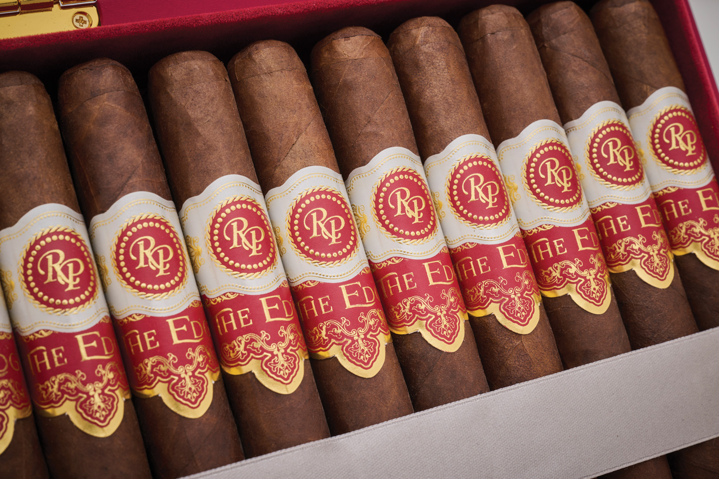 The Edge | Cigar Snob Magazine