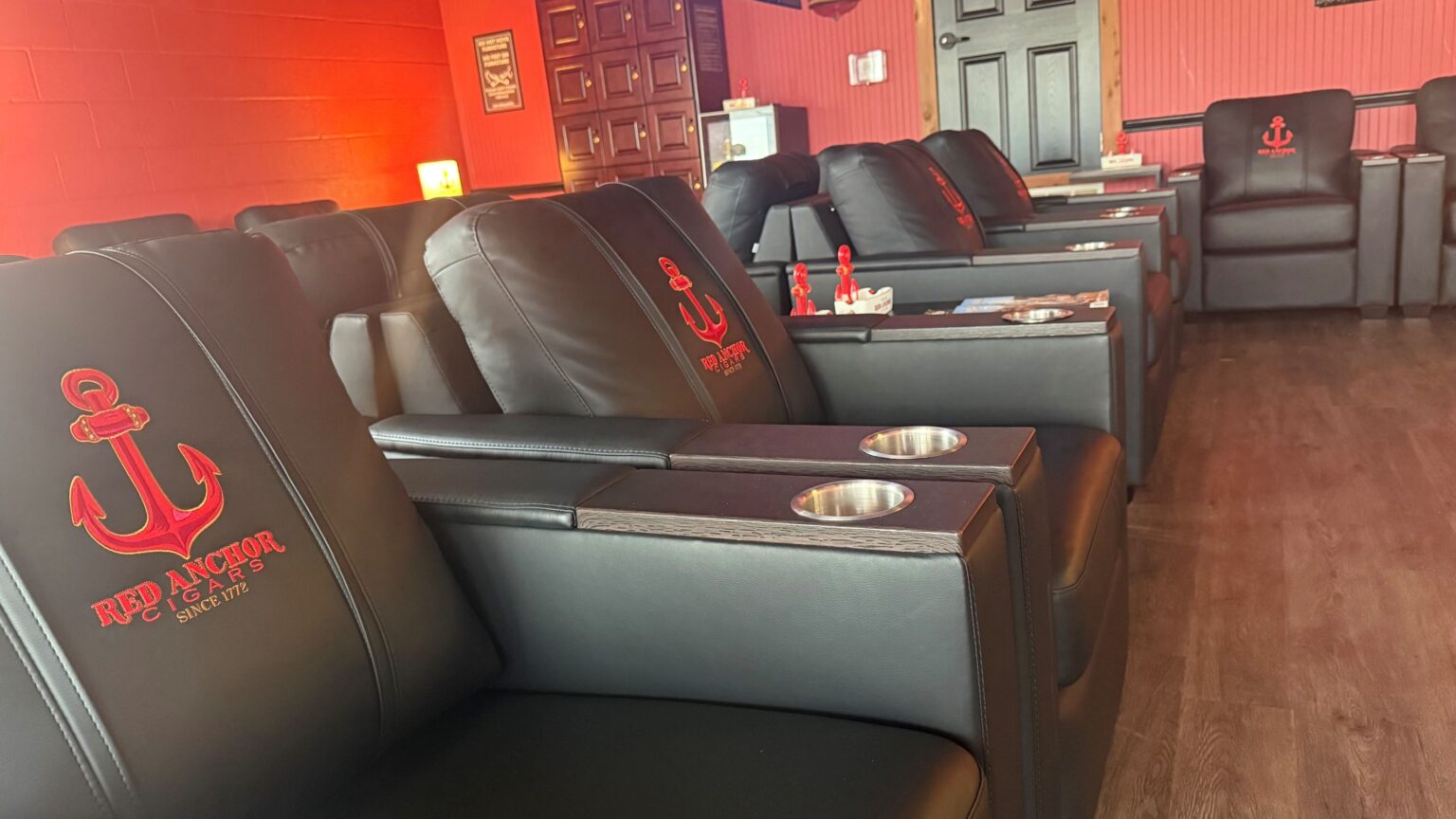 Tobacco Junction Opens Red Anchor Lounge | Cigar Snob Magazine