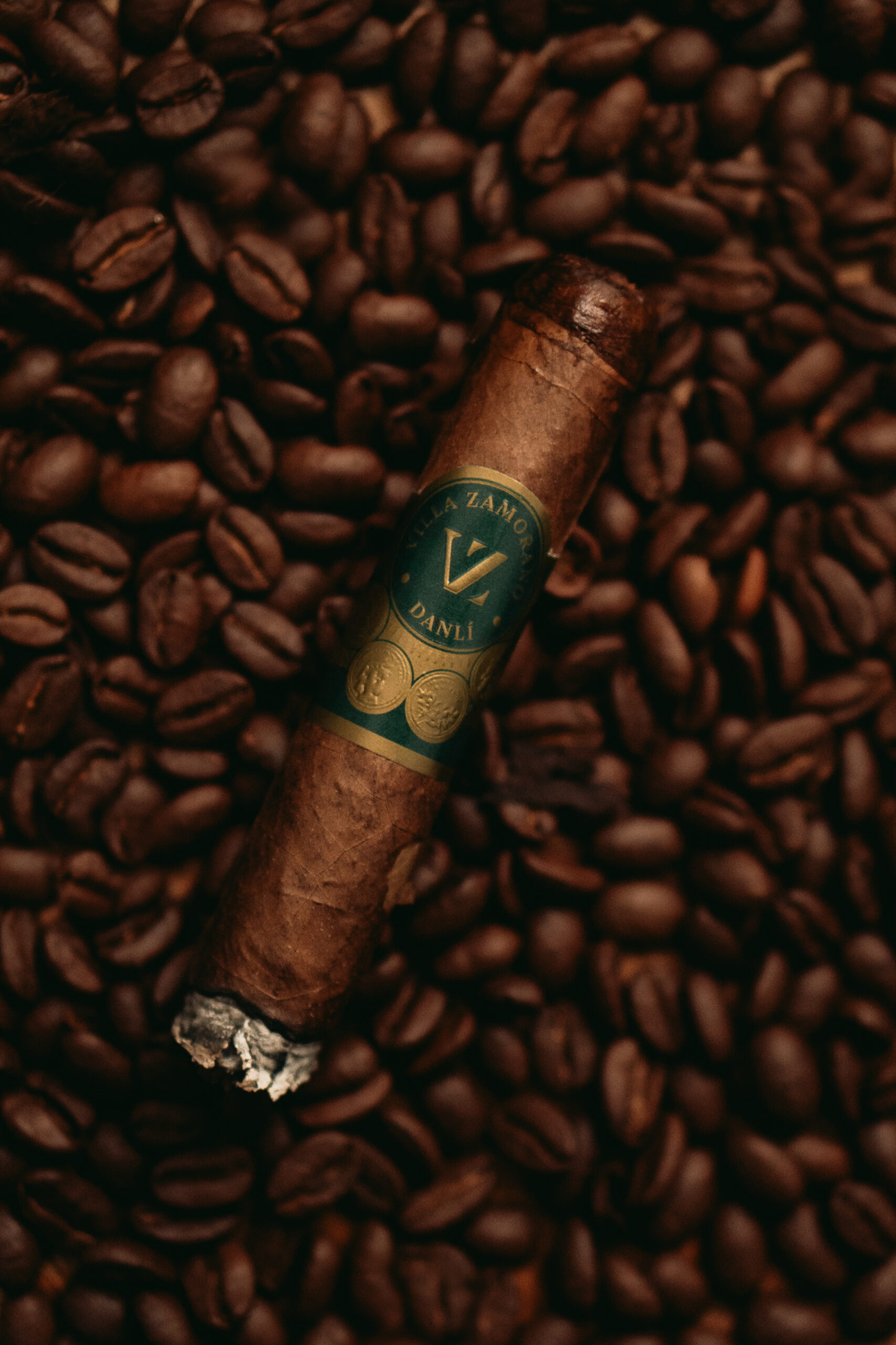 Maya Selva Cigars Presents the VZ Danlí | Cigar Snob Magazine